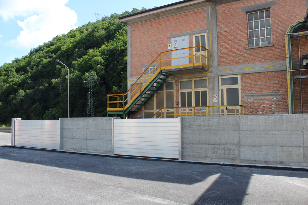 B100 - Face Fixed Flood Barrier System (T16) – Flood Barrier Shop